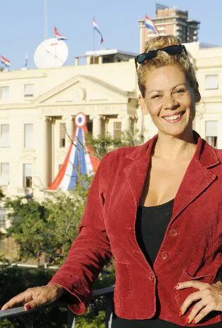 "Justino": a Loren Acuña, escena del arroyo le genera fans - Artes y ...