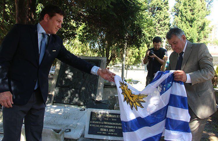Conmebol homenajea a Héctor Gómez, su creador - Fútbol - ABC Color