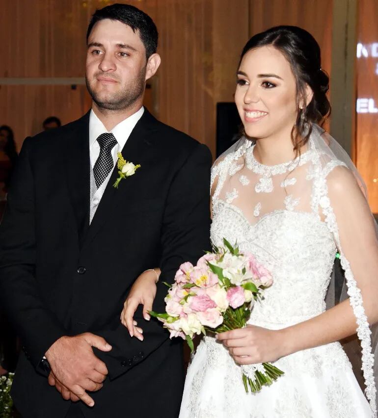 Melissa Báez y César Acosta - Sociales - ABC Color