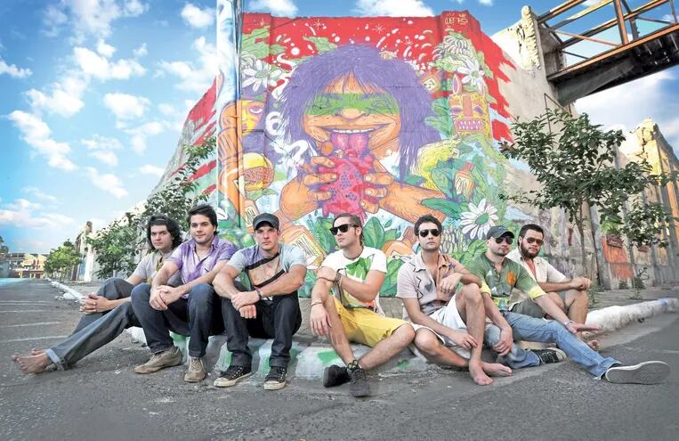 El éxito del señor Pombero - ABC Revista - ABC Color