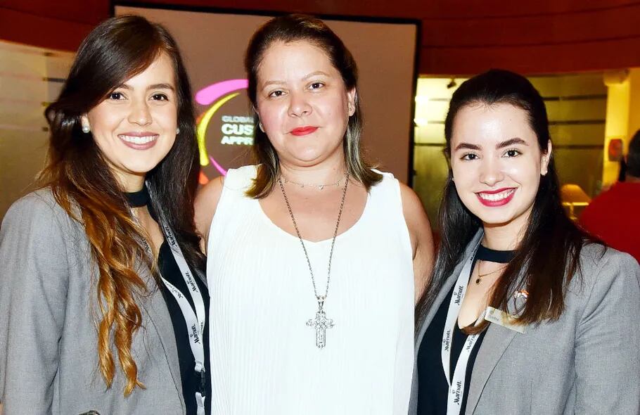 Brindis de Aloft y Sheraton - Sociales - ABC Color