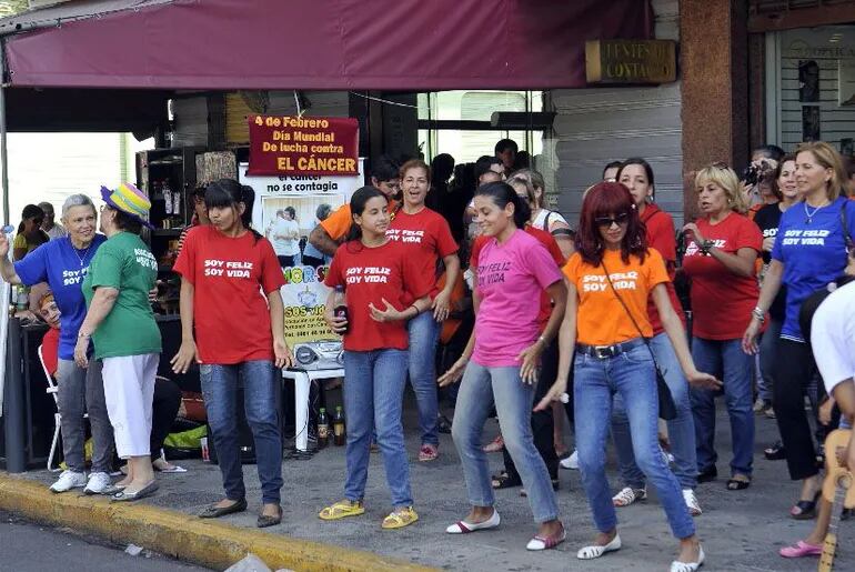 SOS Vida celebra hoy cuatro años de labor - Sociales - ABC Color