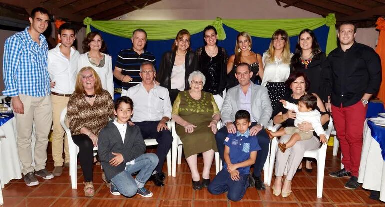 ABC EN SOCIEDAD - Sociales - ABC Color