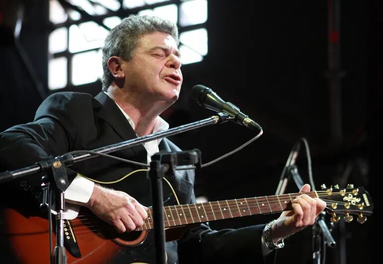 Santaolalla trabajó igual en “The Last of Us” que en “Babel” - Música ...