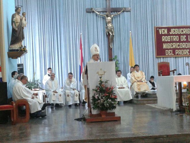 Rinden homenaje a Monseñor Bogarín - Nacionales - ABC Color