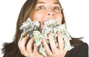 personas materialistas en ABC Color