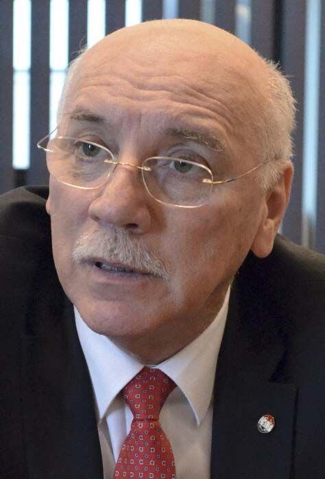 Martinelli no está en el país, dicen - Política - ABC Color