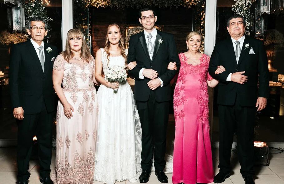 Alejandra Escurra y Jeremías Bordón - Sociales - ABC Color