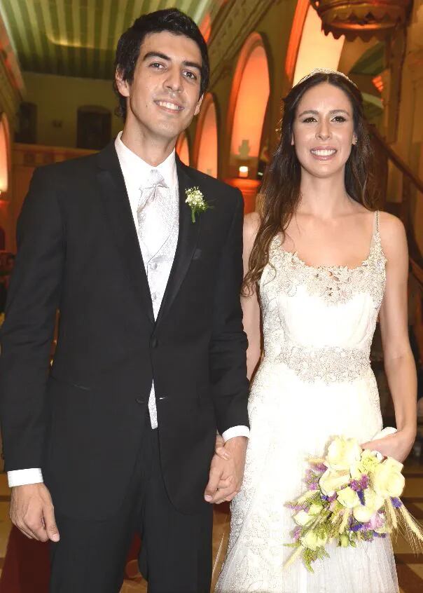 “Chiche” Corte y Lara Tomassi se casaron - Sociales - ABC Color