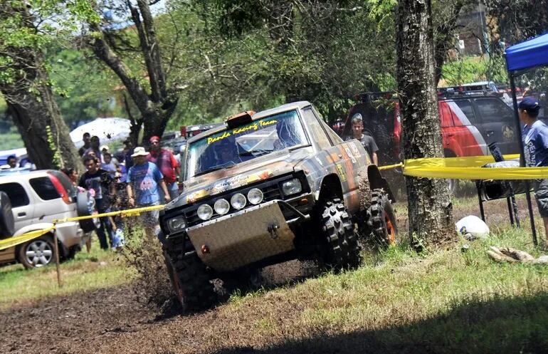 Volker Huber triunfa en la apertura - Motor - ABC Color