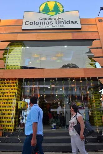 Colonias Unidas enaltece la visión de sus fundadores - Expo 2018 - ABC ...