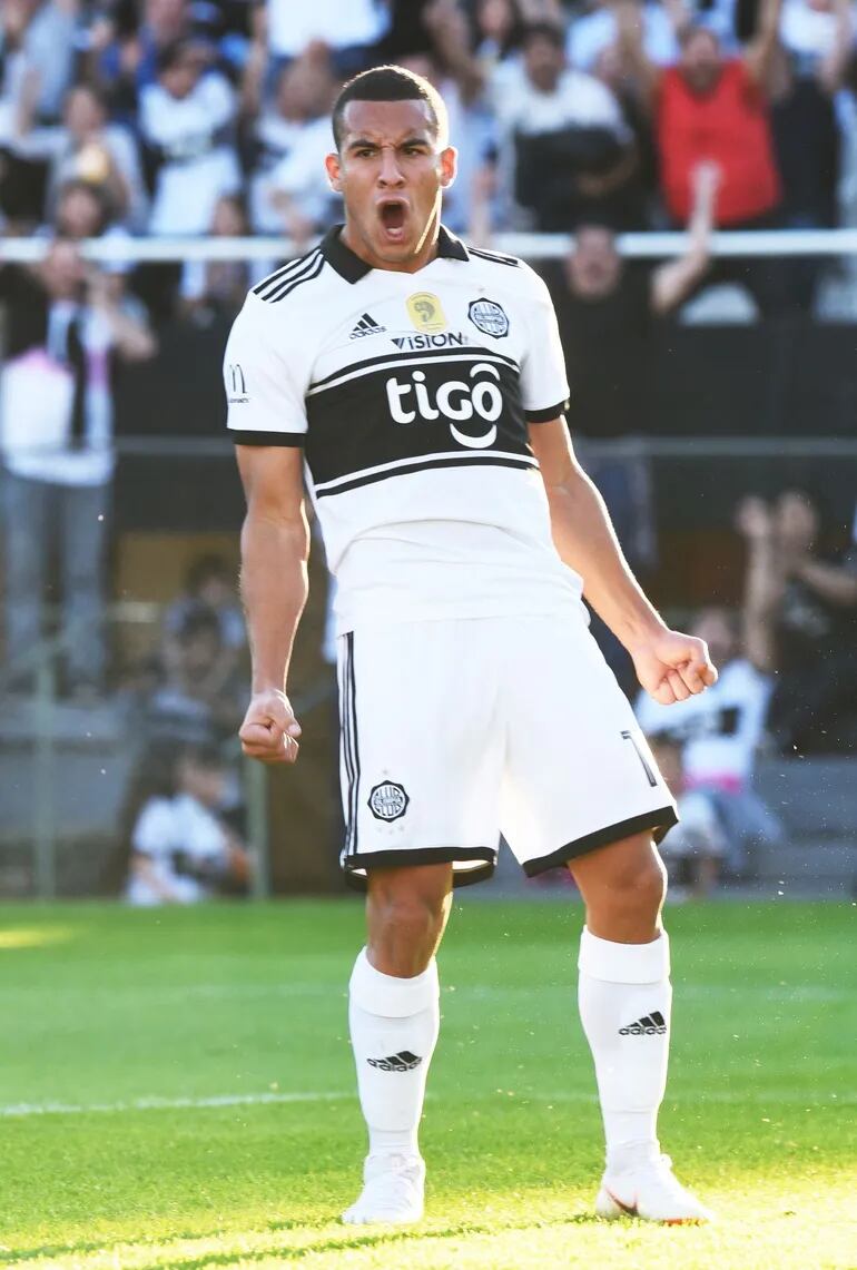 Fernando Cardozo va al Tondela - Fútbol - ABC Color