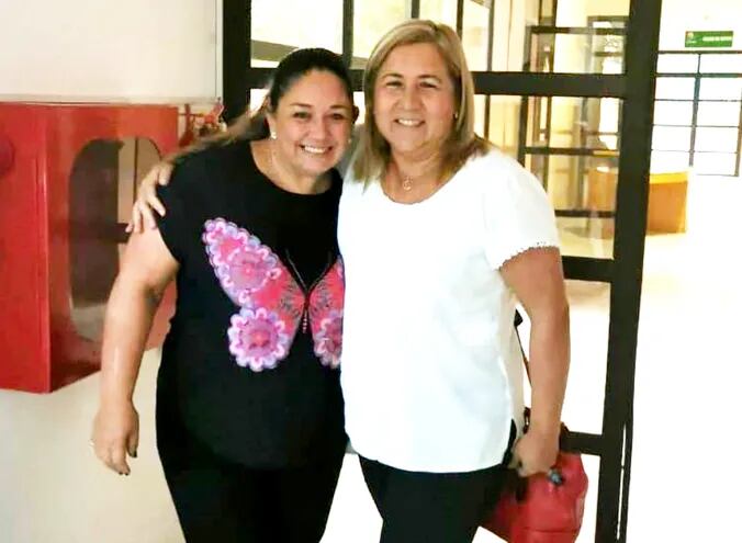 Asumen las nuevas directoras en el MEC - Locales - ABC Color