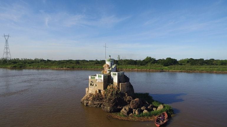 Un castillo en medio del río Paraguay - Galerías de imágenes - ABC Color