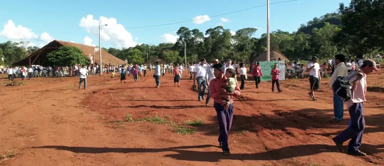Desaparecieron los “óga guasu” y Jaguatî se convirtió en gran yuyal ...
