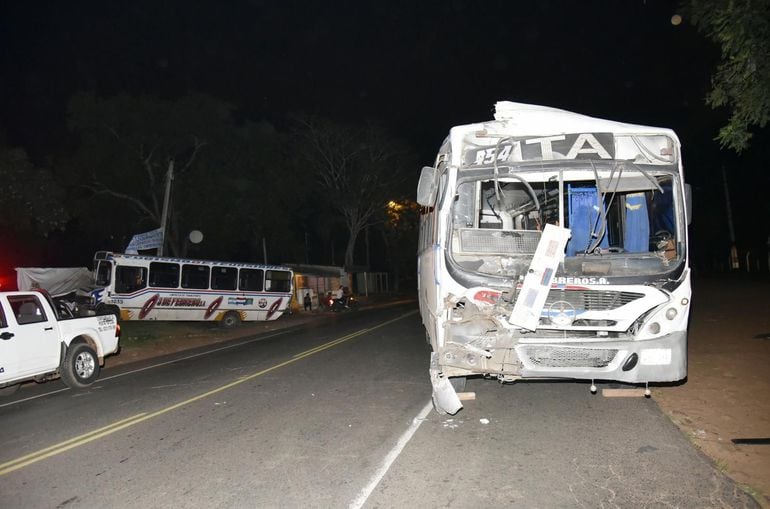 Choque de buses deja múltiples heridos - Nacionales - ABC Color