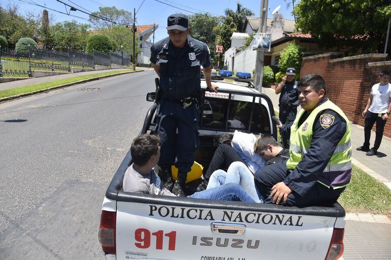 Policía frustra asalto con toma de rehén - Nacionales - ABC Color