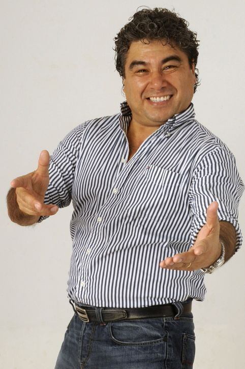 Jorge Castro busca incentivar patriotismo entre los estudiantes - Artes ...