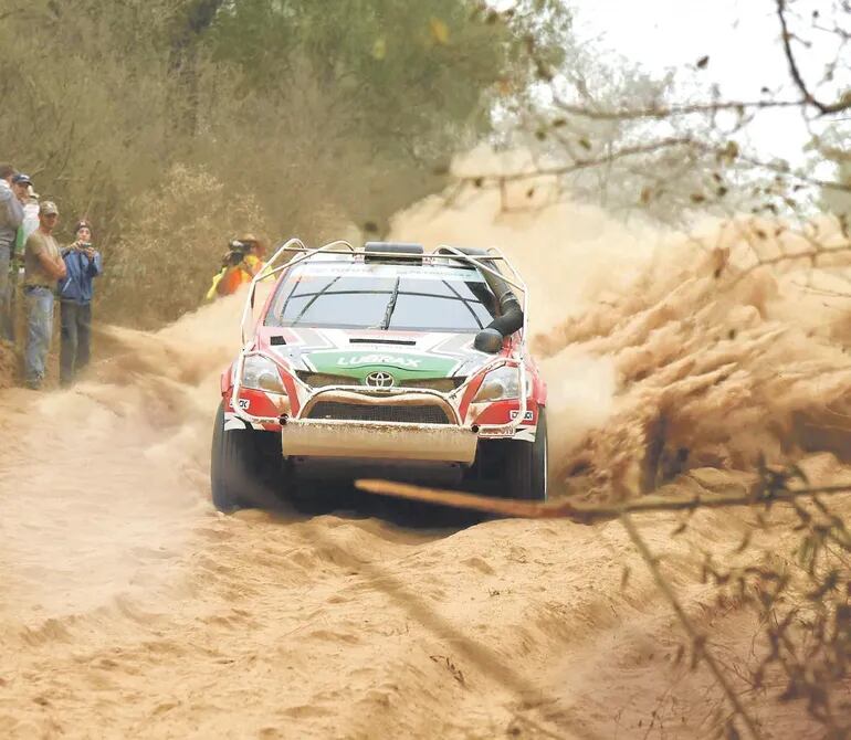 Alejandro Galanti, del “infierno” a la punta de la competencia ...