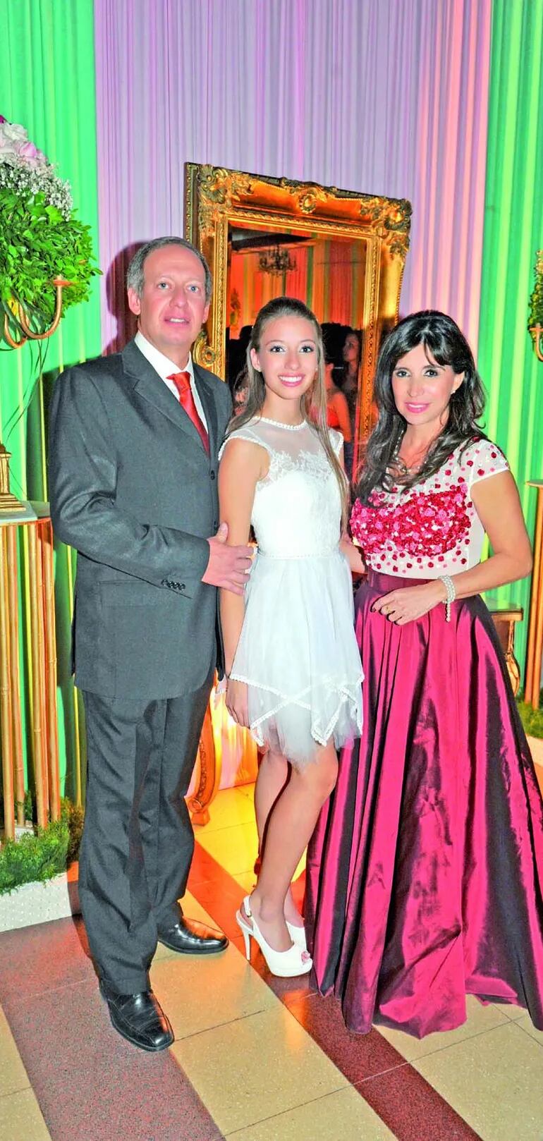 La noche de María Arlette - Revista VIP - ABC Color