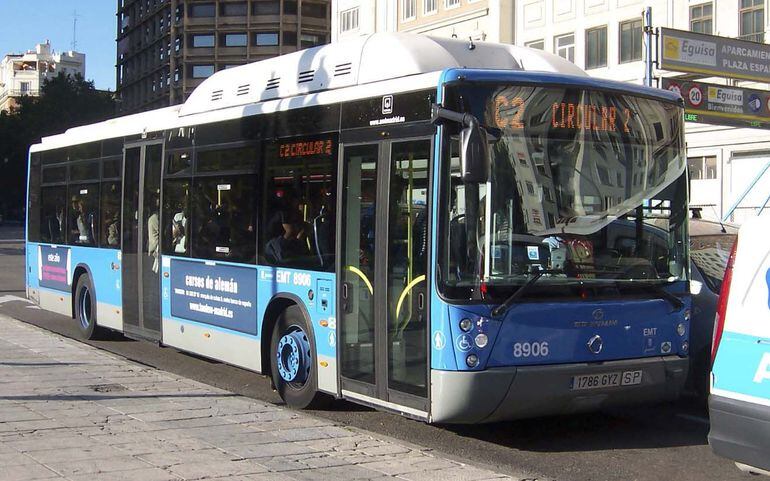 Municipios pueden solicitar buses de España - Locales - ABC Color
