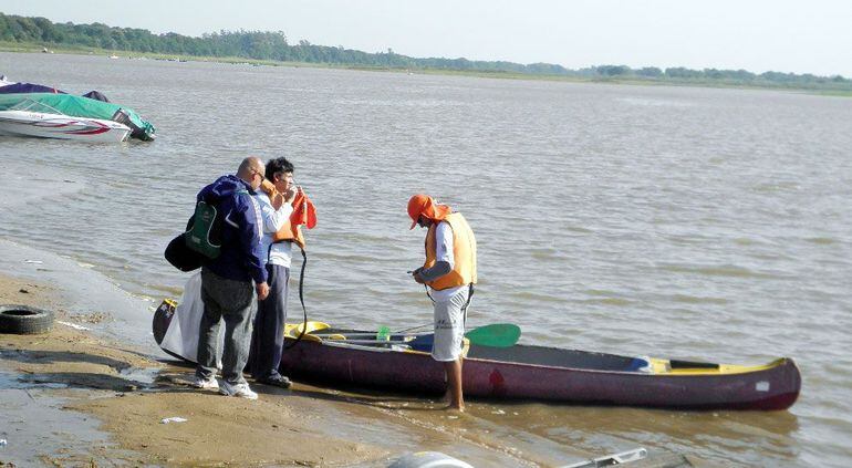 Más de 150 canoas en el río - Deportes - ABC Color