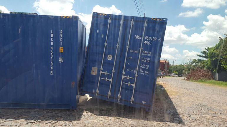 Containers en la vereda - Crónicas Ciudadanas - ABC Color