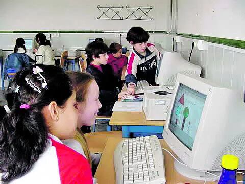 El docente capacitando al docente en informática educativa - Escolar ...