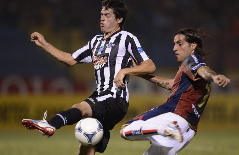 Emocionante empate - Fútbol - ABC Color