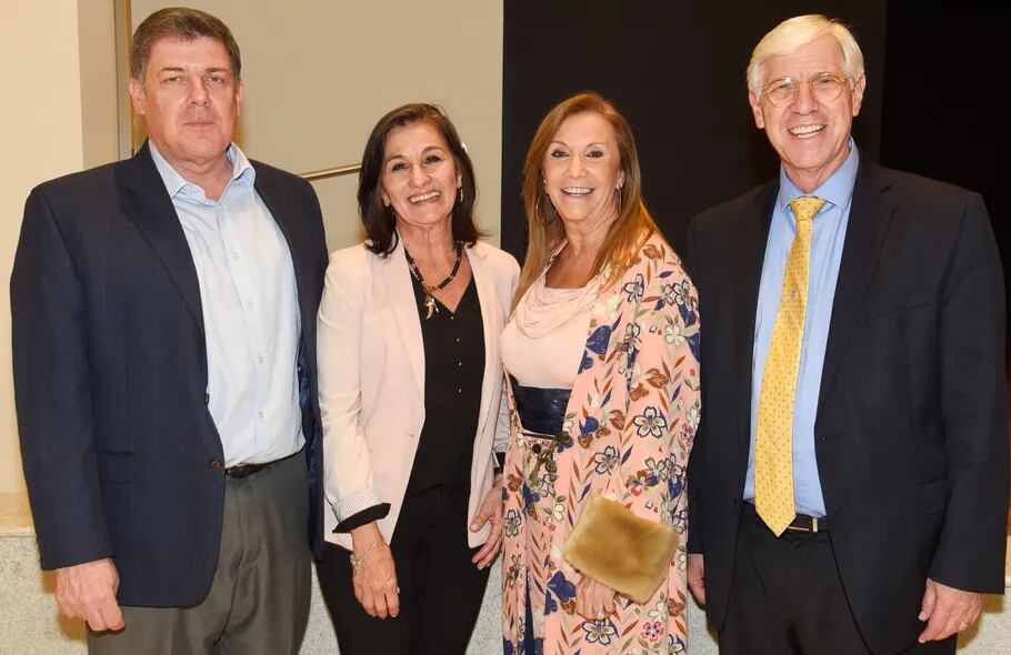 Club Centenario lanzó Debut 2019 - Sociales - ABC Color