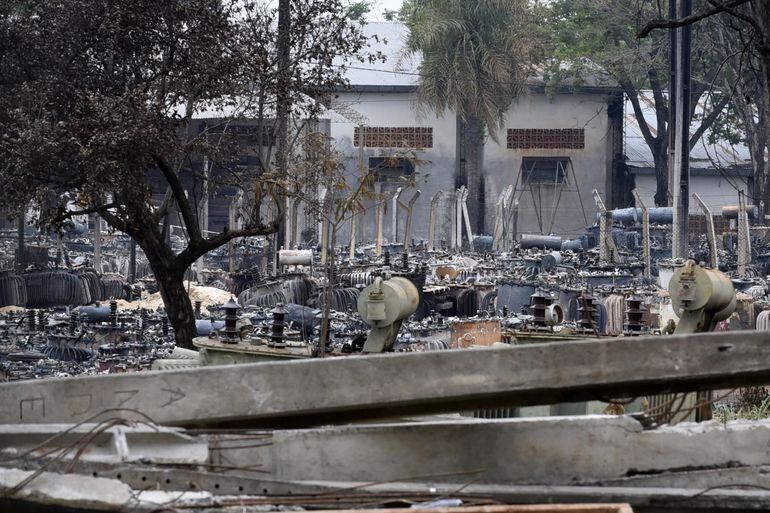 Descartan askarel en el agua - Nacionales - ABC Color