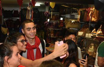 Noticias de Paraguay y el mundo en ABC Color