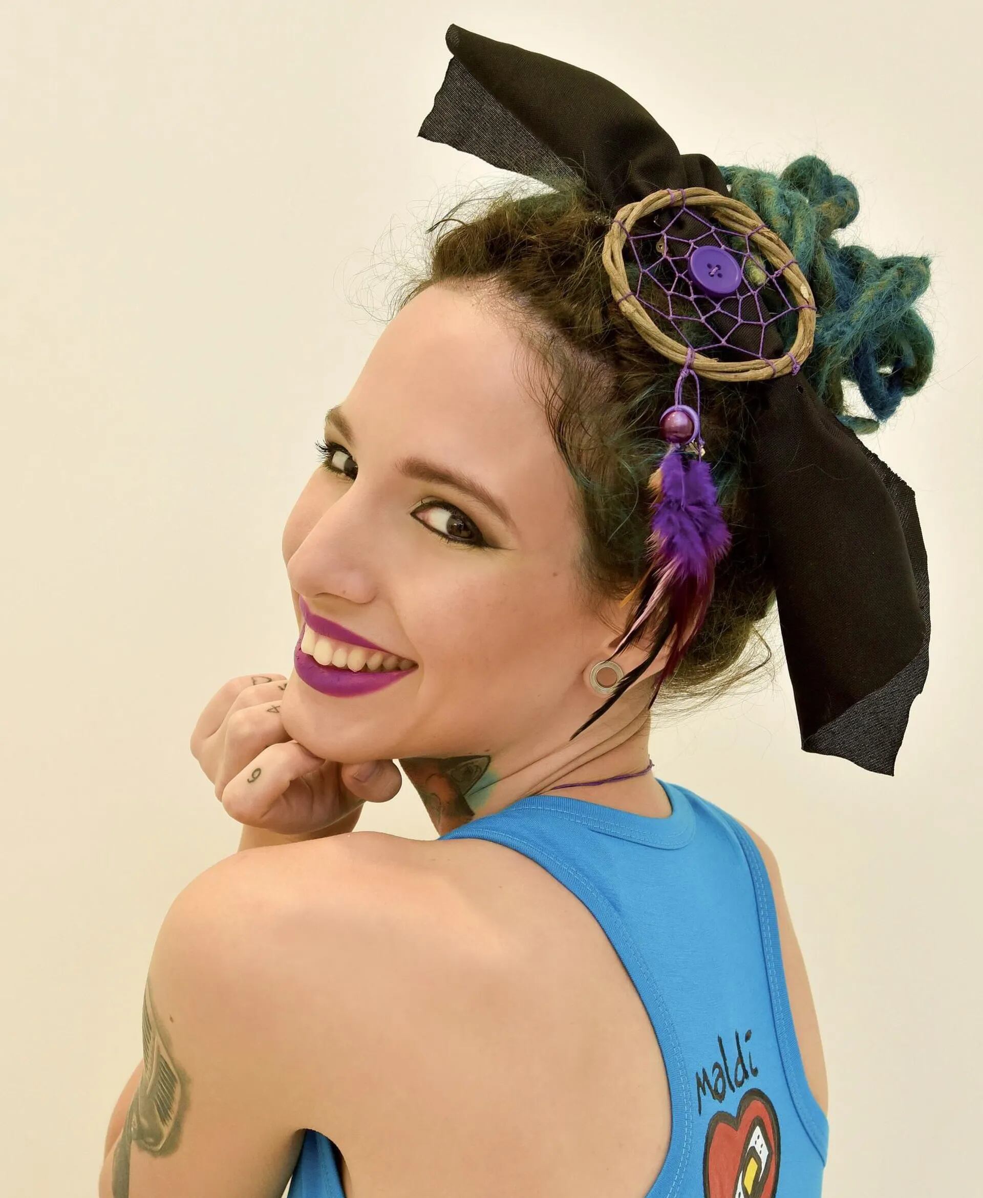 Elena Muller's Instagram, Twitter & Facebook on IDCrawl