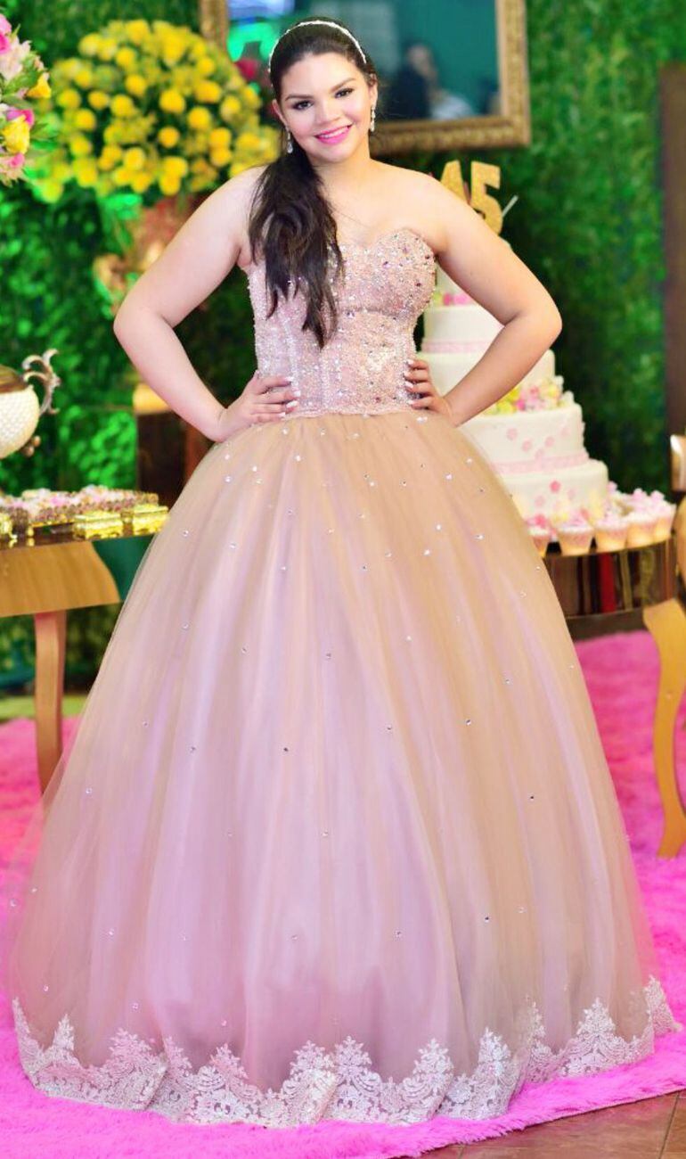 Tamara Antonella Báez Cardozo - Sociales - ABC Color