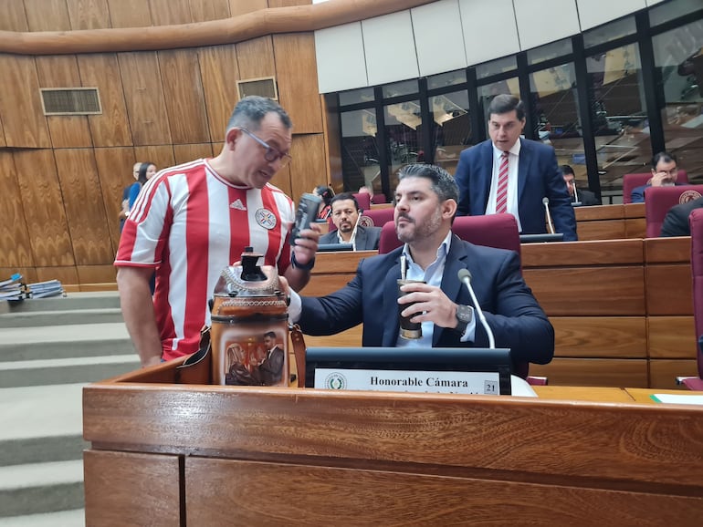 AUDIO: Intervención municipal: Nenecho comparece ante Diputados - A La ...