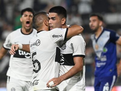 Olimpia 4-Ameliano 0: Poeta inspirado en el Bosque - Fútbol - ABC Color