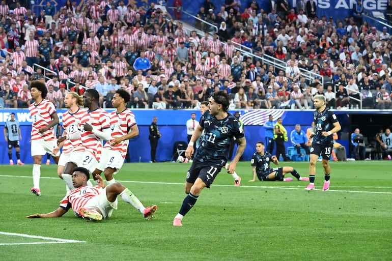Maurício: “Es un honor y una alegría indescriptible poder marcar un gol ...