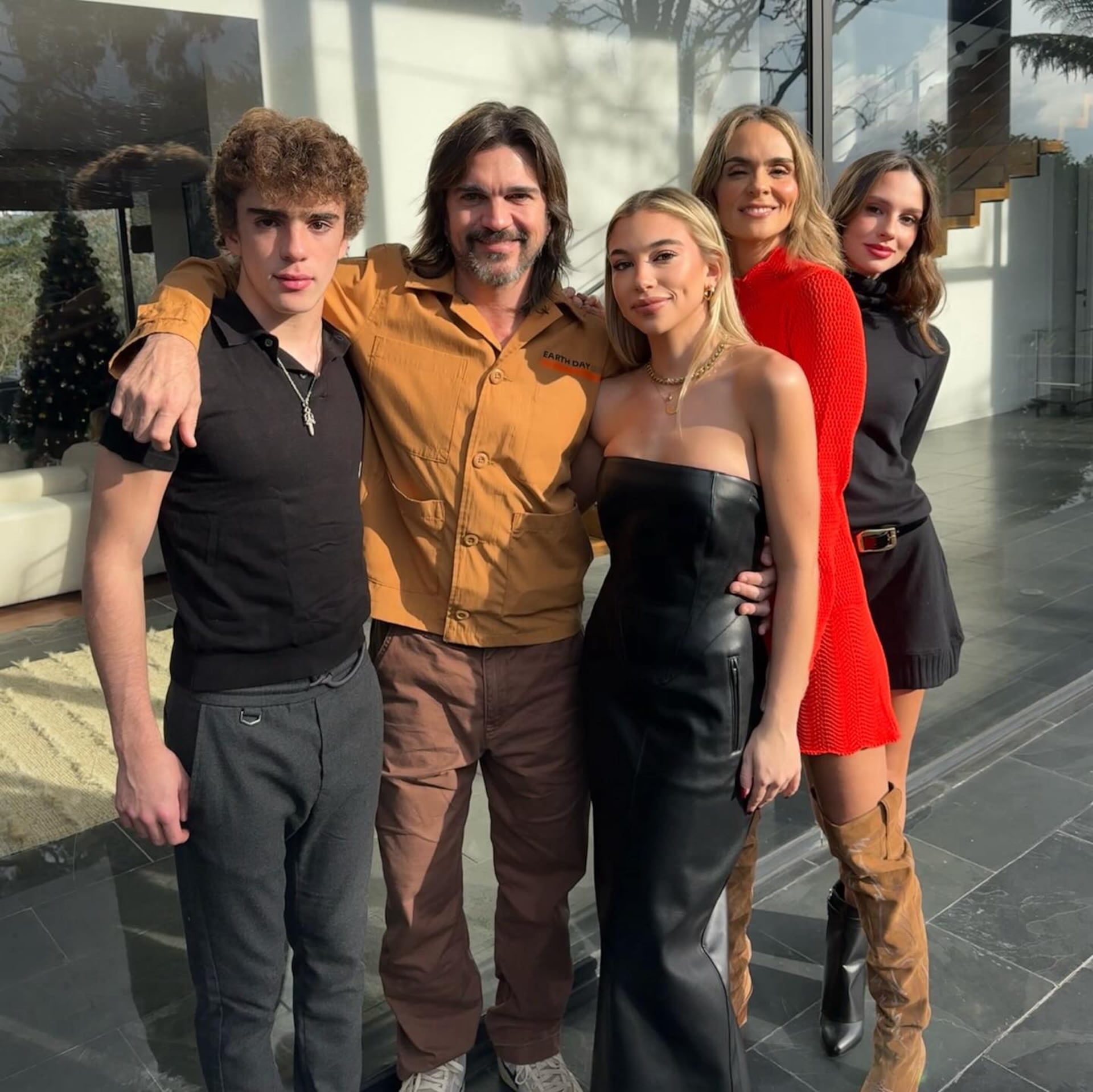 Familia Juanes One Love, One Mission: The Marley Family, JUANES, And