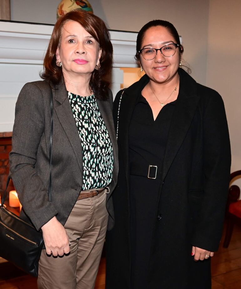 Primer encuentro de la Red Alumni France - Sociales - ABC Color