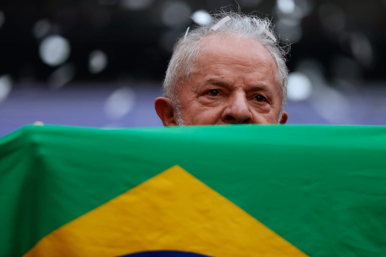 EE.UU. planea imponer aranceles del 25 % a Brasil por prácticas ...