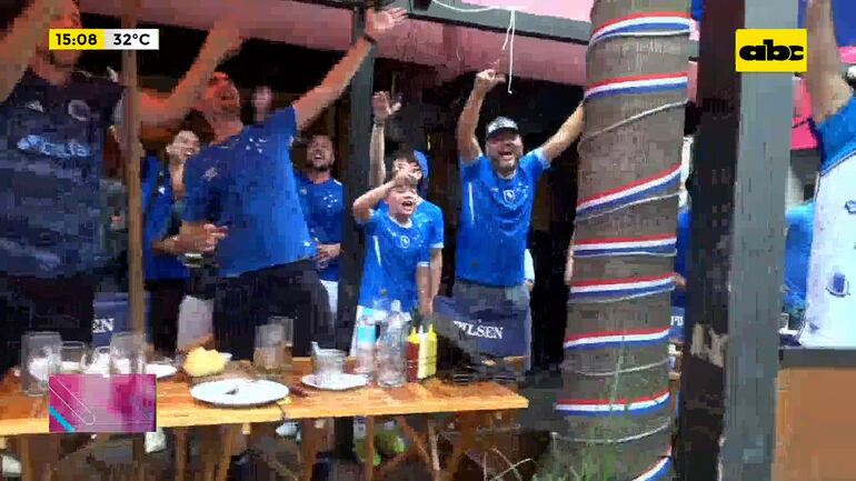 Video: hinchas llenan de color el centro de Asunción en la previa de la ...