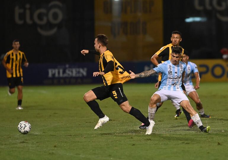 Guaraní 0-Guaireña 0: Pólvora mojada en Dos Bocas - Fútbol - ABC Color