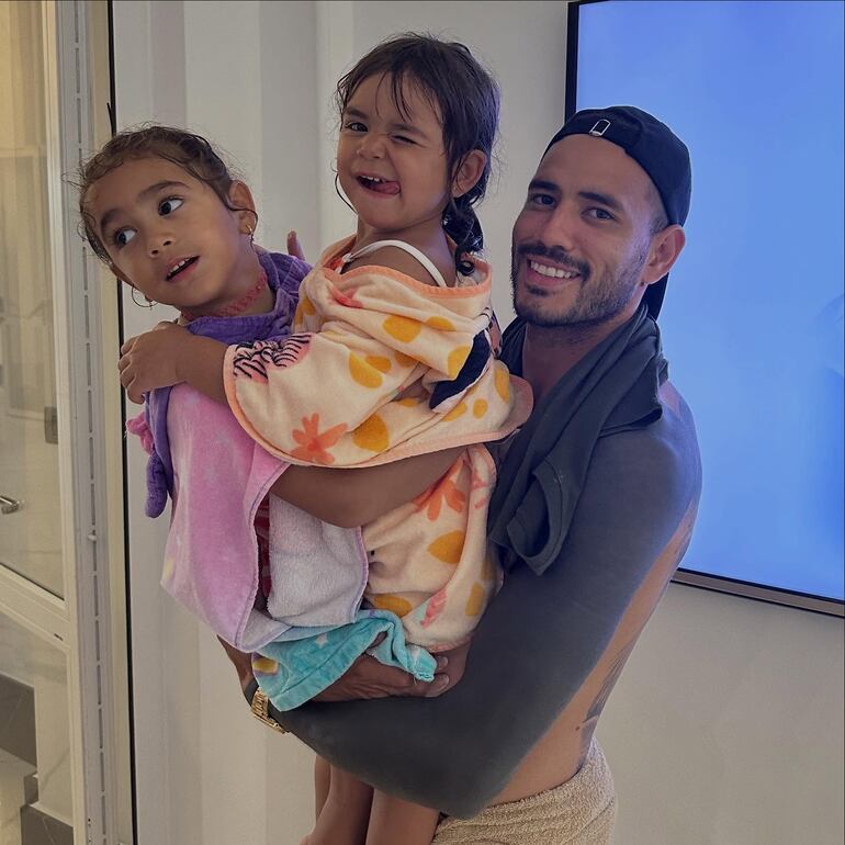 El albirrojo Tonny Sanabria celebra desde Perú la vida de su segunda ...