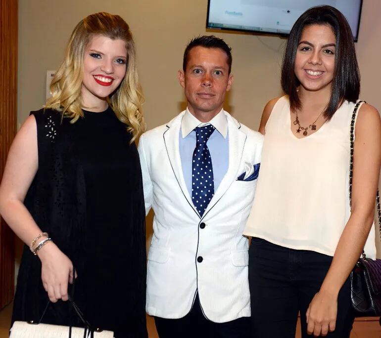 Roemmers inició ciclo de charlas dirigido a mujeres - Sociales - ABC Color