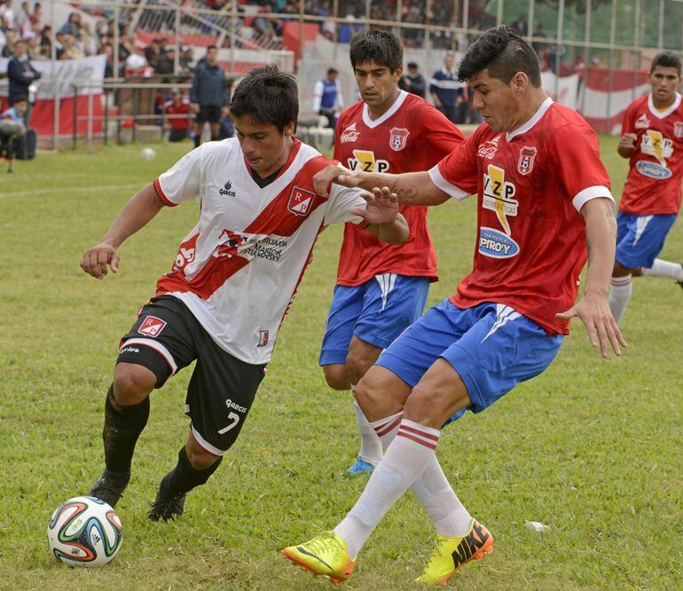 Ríver salva el invicto y mantiene su ventaja - Fútbol - ABC Color